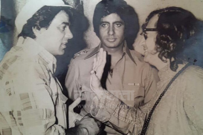 फ्लॅशबॅक : विजय आनंद कसोटीला उतरला… - Marathi News | Flashback Director ...