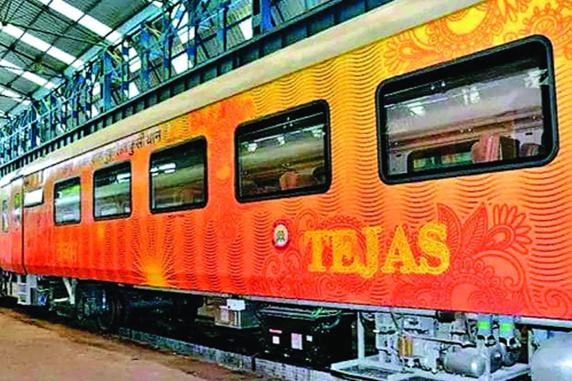 मुंबई-अहमदाबाद तेजस एक्स्प्रेस पुन्हा सेवेत - Marathi News | Mumbai ...