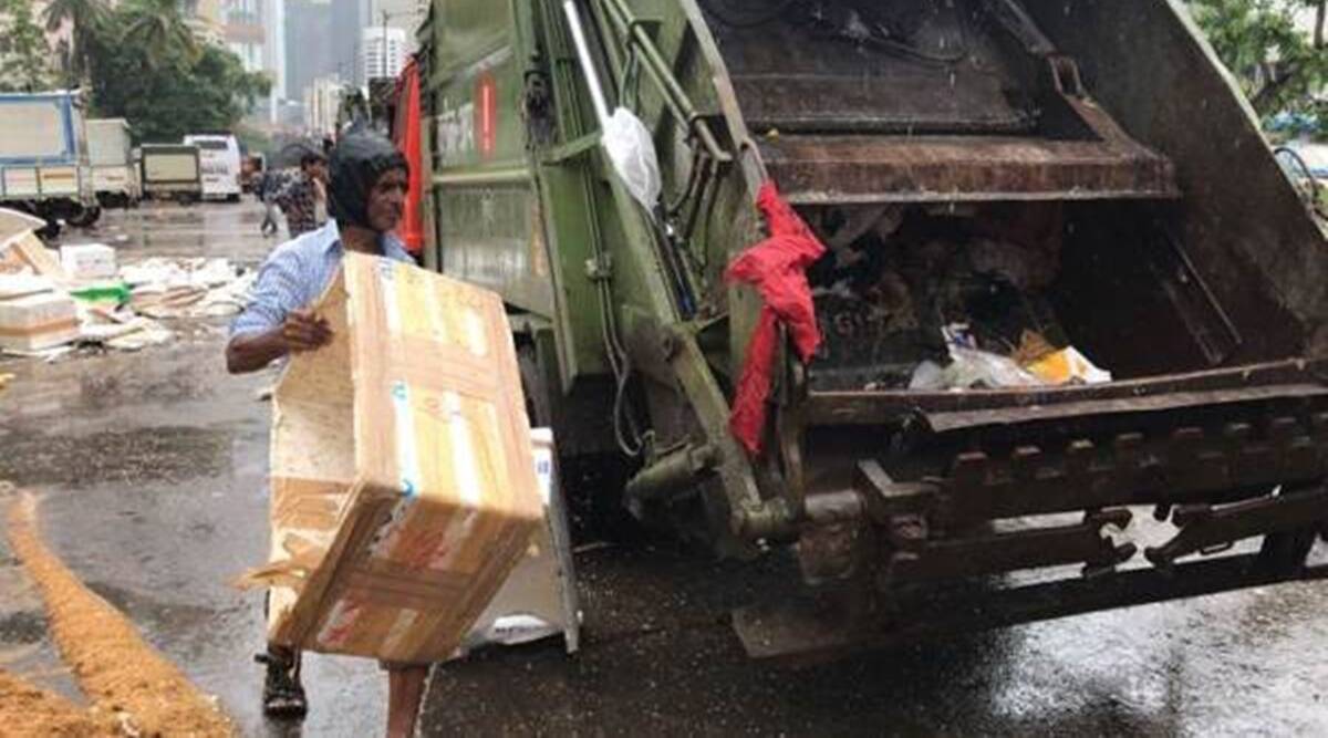 pmc-to-install-garbage-collection-atms-in-city-re1-for-plastic-bottle ...