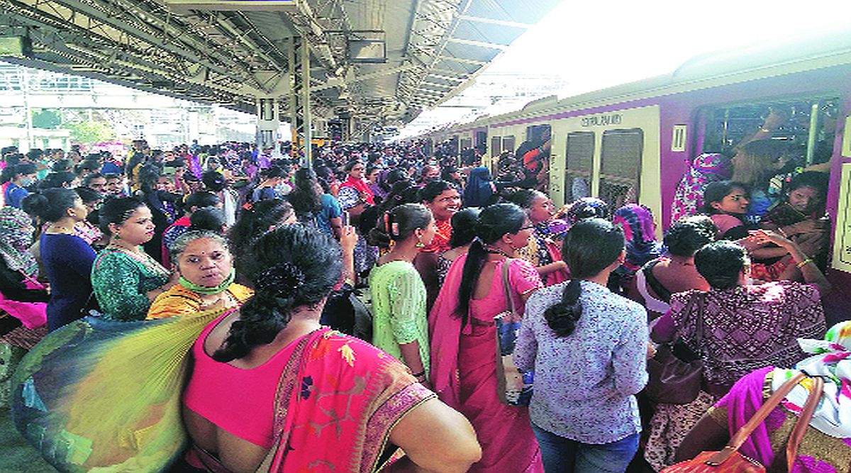 मध्य रेल्वे विस्कळीत, प्रवाशांचे हाल; माटुंगा स्थानकाजवळील दुर्घटनेचा ...