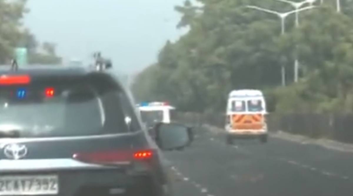 PM Narendra Modi Convoy Stops To Give Way To Ambulance on Ahmedabad ...