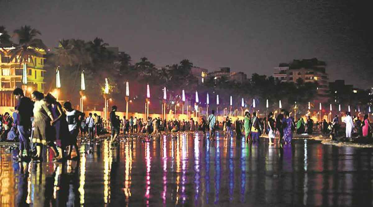 bmc to spend 1729 crore for street lamps on beach under mumbai ...