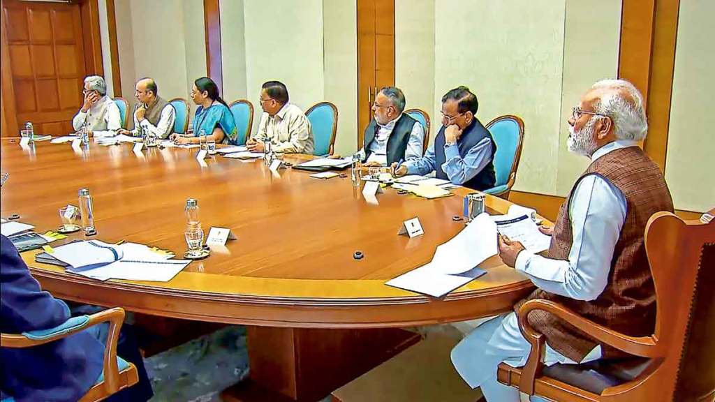pm narendra modi chairs high level meeting to review corona situation ...