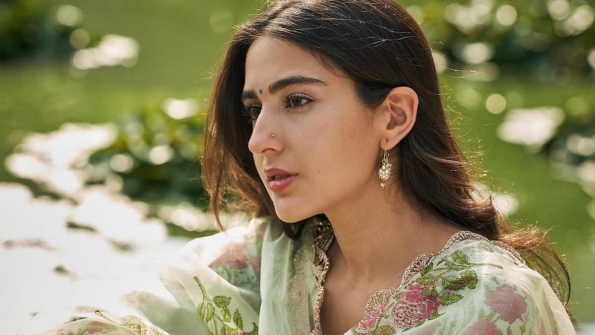 चित्रपटांच्या अपयशावर अक्षयनंतर सारा अली खानने केलं भाष्य; म्हणाली, "चुका या वयात..." spg 93 ...