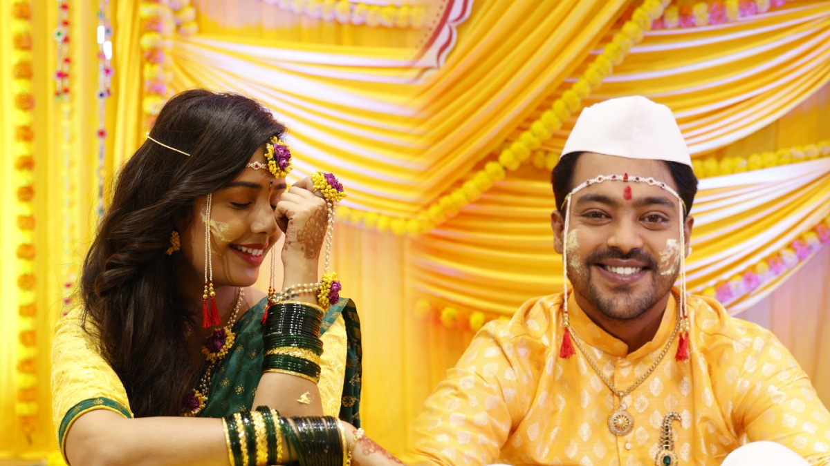 Photos: अक्षरा-अधिपतीच्या हळदी सोहळ्यातील खास फोटो पाहिलेत का?