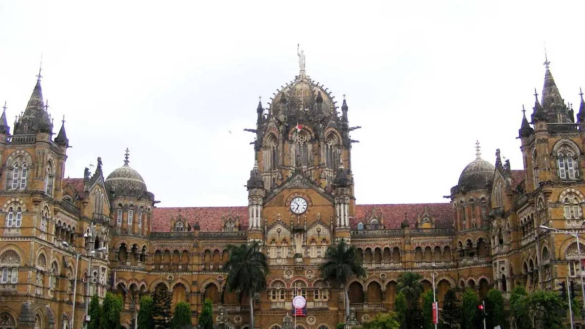 over hundreds of trees to be cut for redevelopment of cstm mumbai print news zws 70