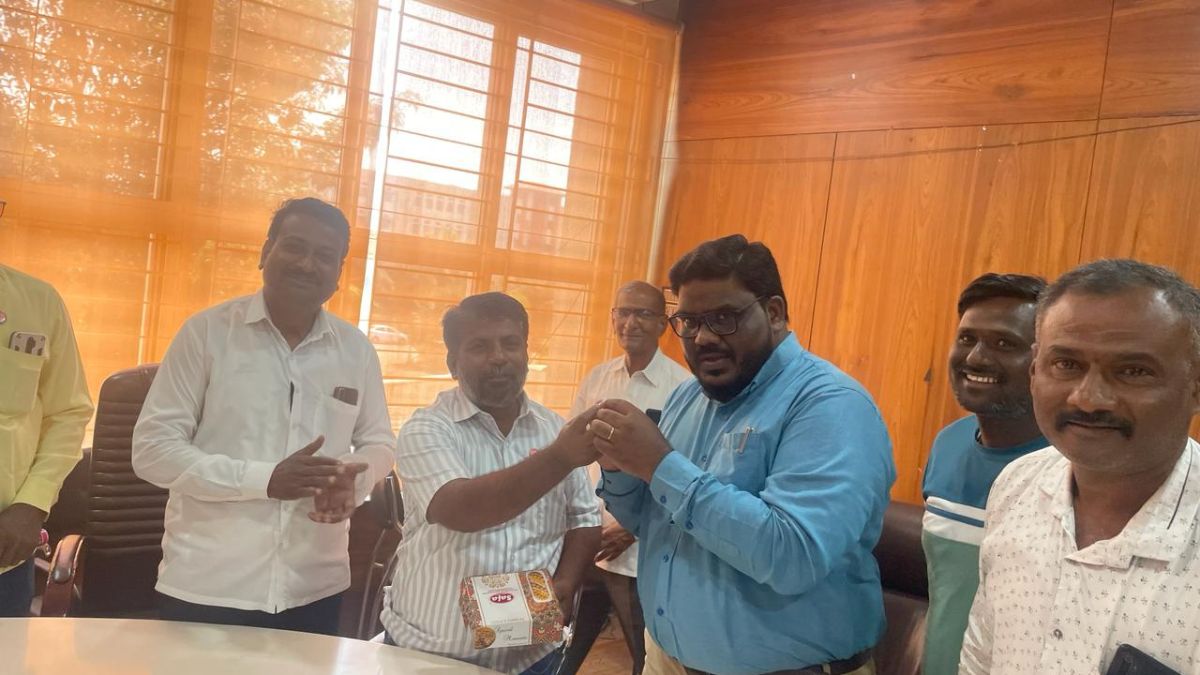 सांगली : शालेय पोषण आहारात बेदाण्याचा समावेश | Inclusion of raisins in ...