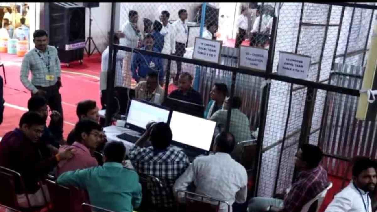 Maharashtra Lok Sabha Election Result 2024 जळगावात मतमोजणीस प्रारंभ 6721