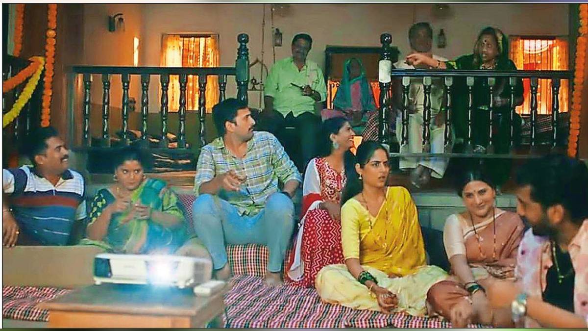 Director Hemant Dhome Fasklas Dabhade movie reviews | फसक्लास मनोरंजन