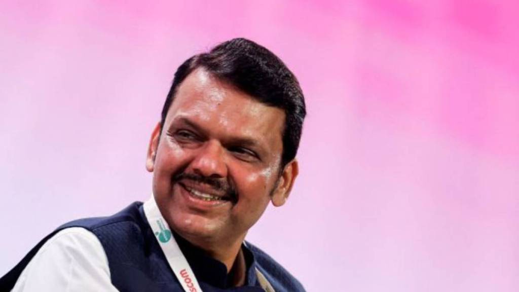 Saamana praises Devendra Fadnavis again, says he showed Shinde Sena ...