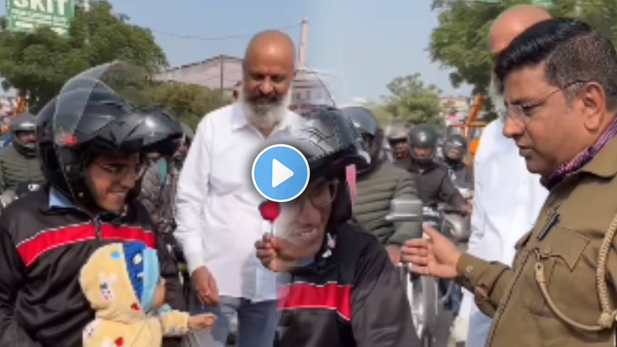 Viral Video : Police Offer talk about traffic rules with two little ...