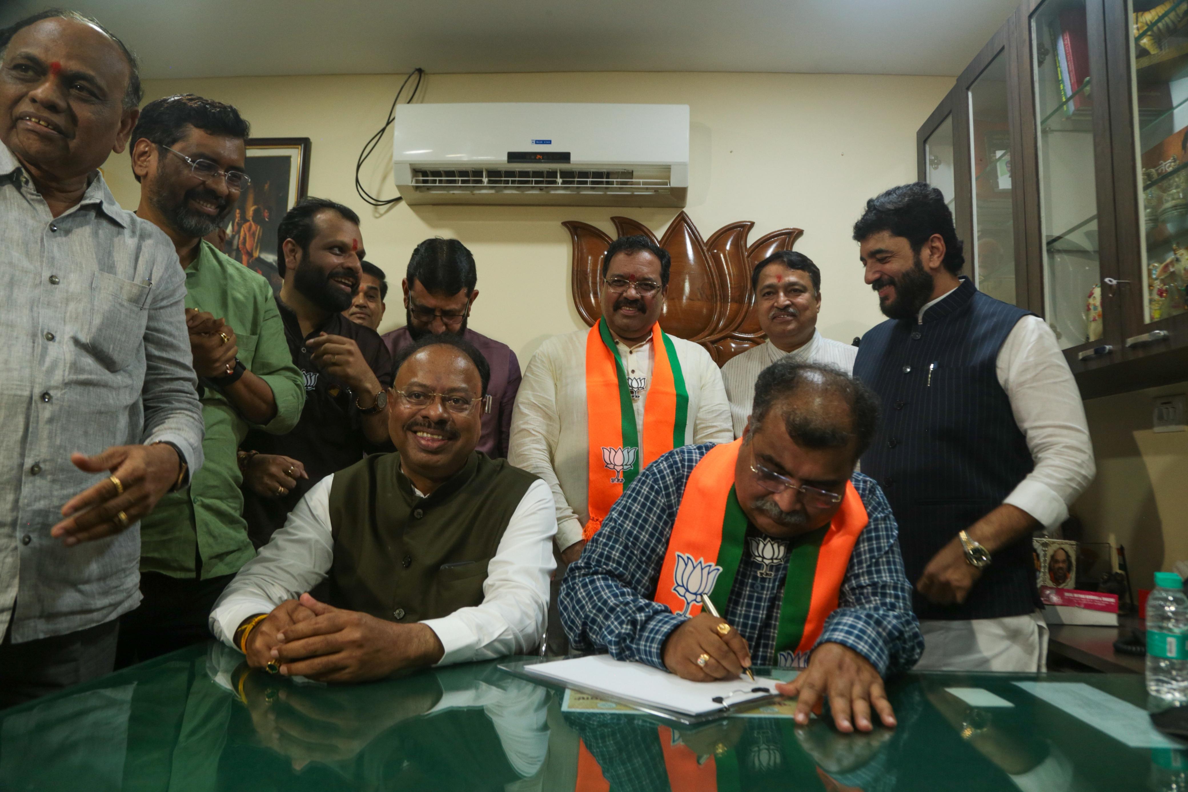 Ravindra Chavan takes charge as BJP state president Best wishes from ...