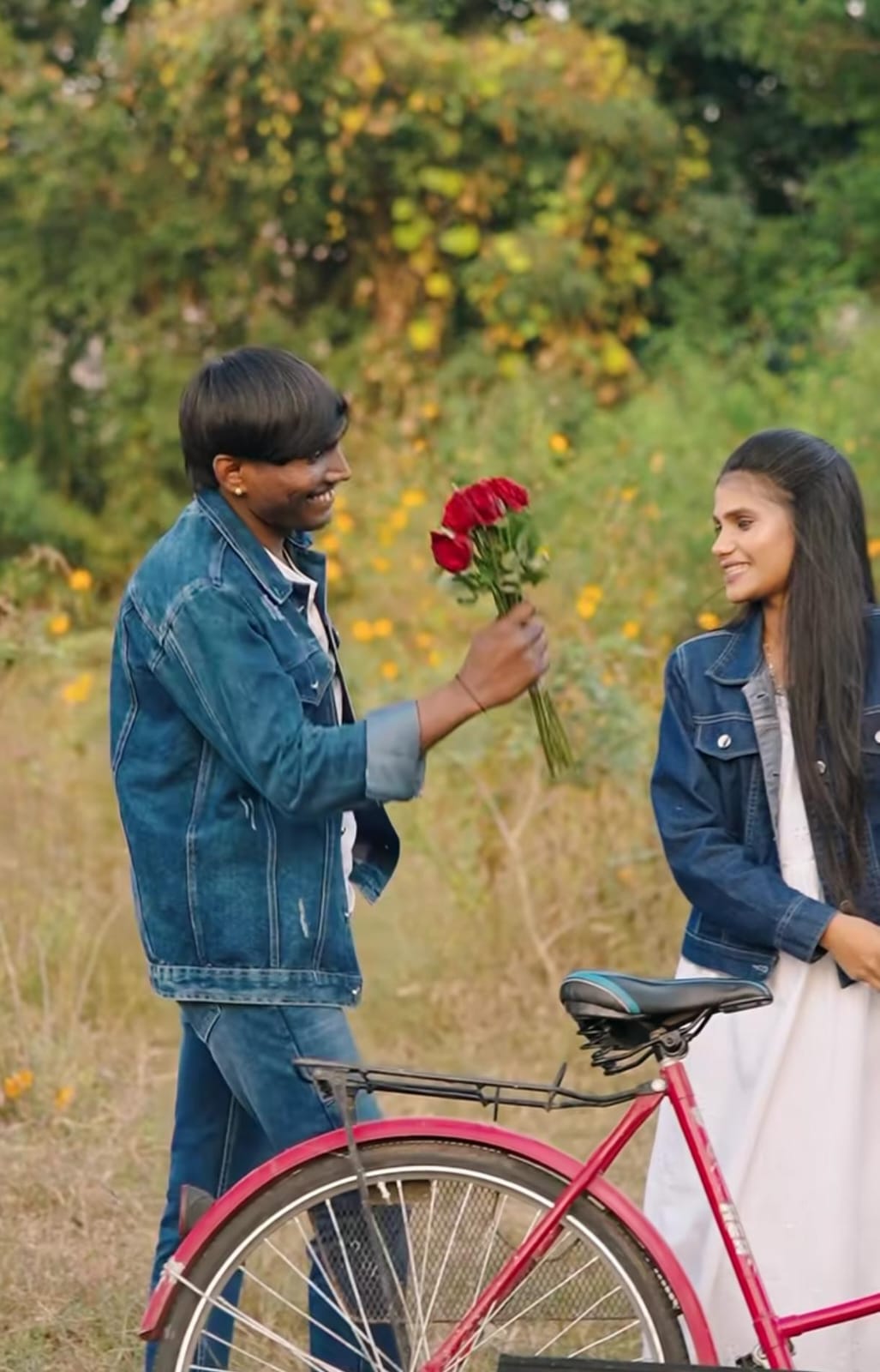 Suraj Chavan Pre Wedding Photoshoot In Pune With Wife Sanjana Western Look Grabs Attention See ...