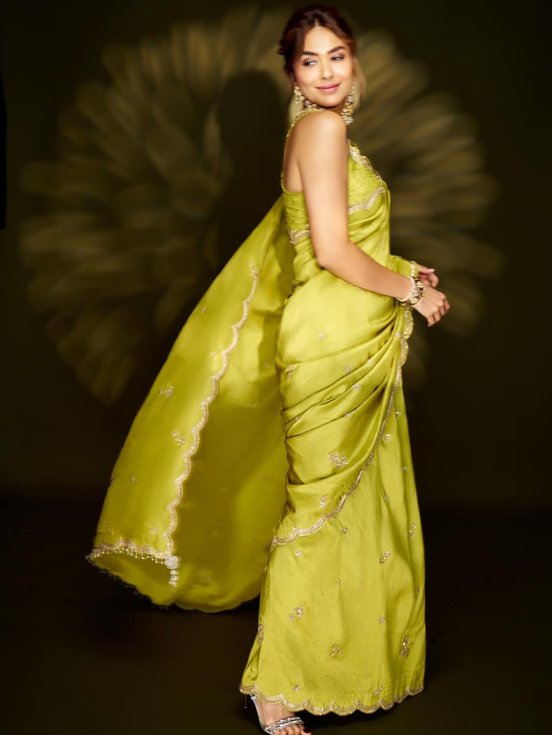 Bollywood Actress Mrunal Thakur Green Designer Saree Look Backless ...