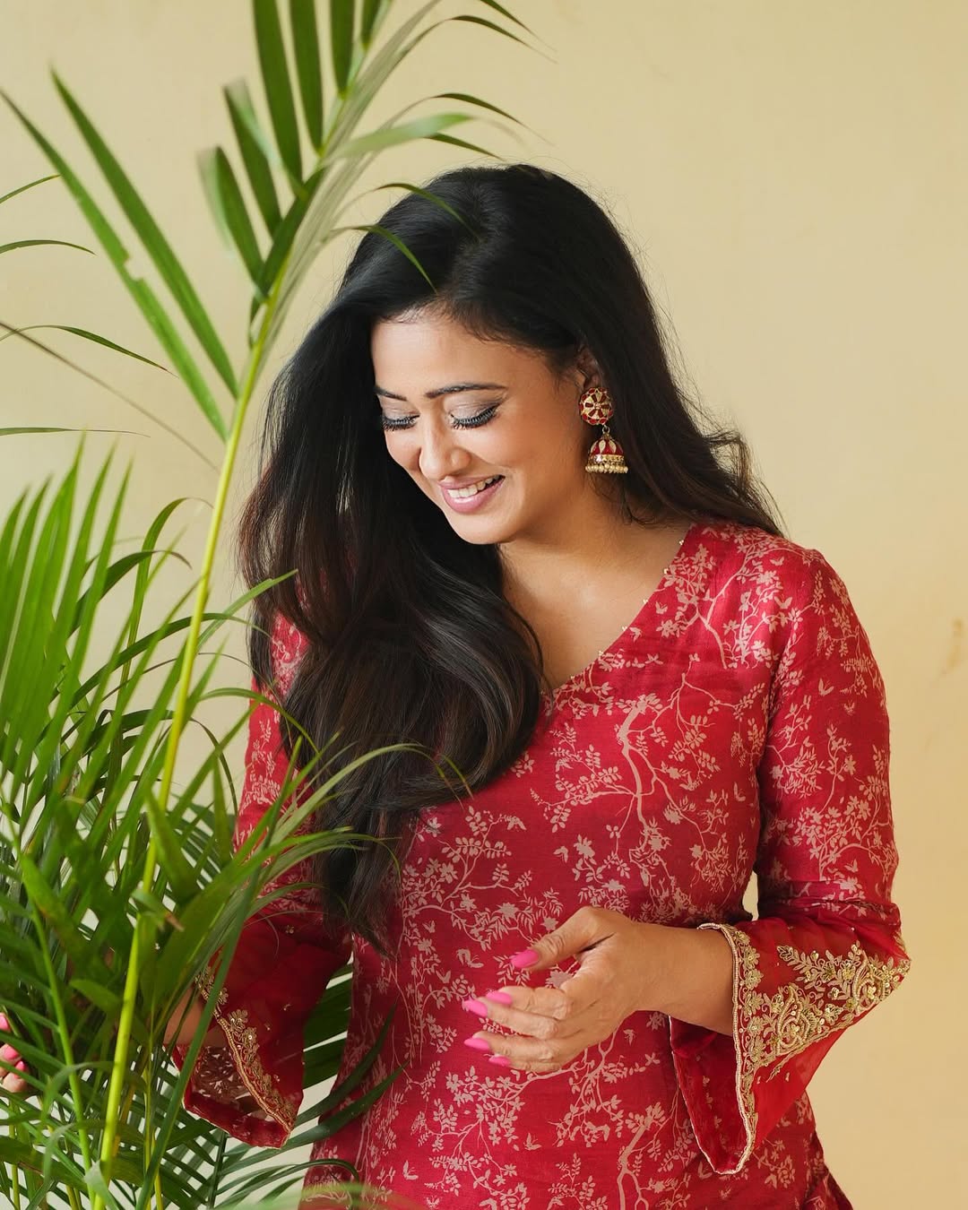 Merry Christmas 2025 Hindi Tv Actress Shweta Tiwari Stylish Look In ...