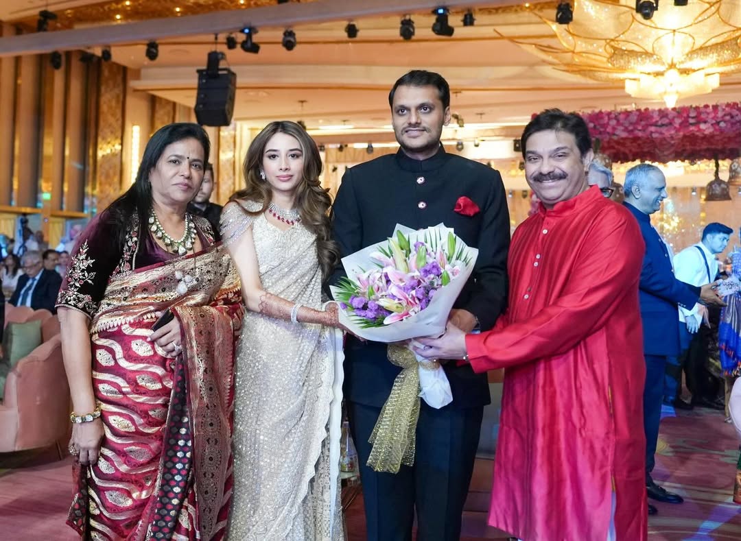 Ncp Leader Yugendra Pawar Tanishka Kulkarni Wedding Guests These ...