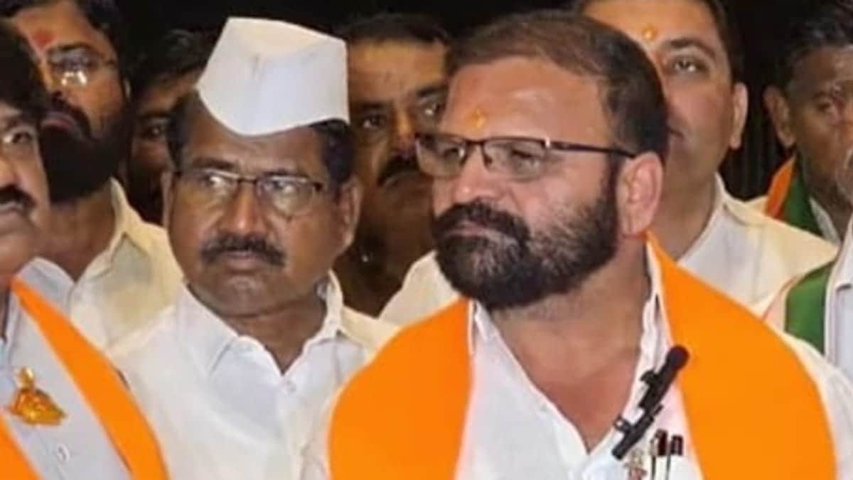 Mahayuti Collapses: नाशिकमध्ये महायुती फुटली ! भाजपने वाऱ्यावर ...