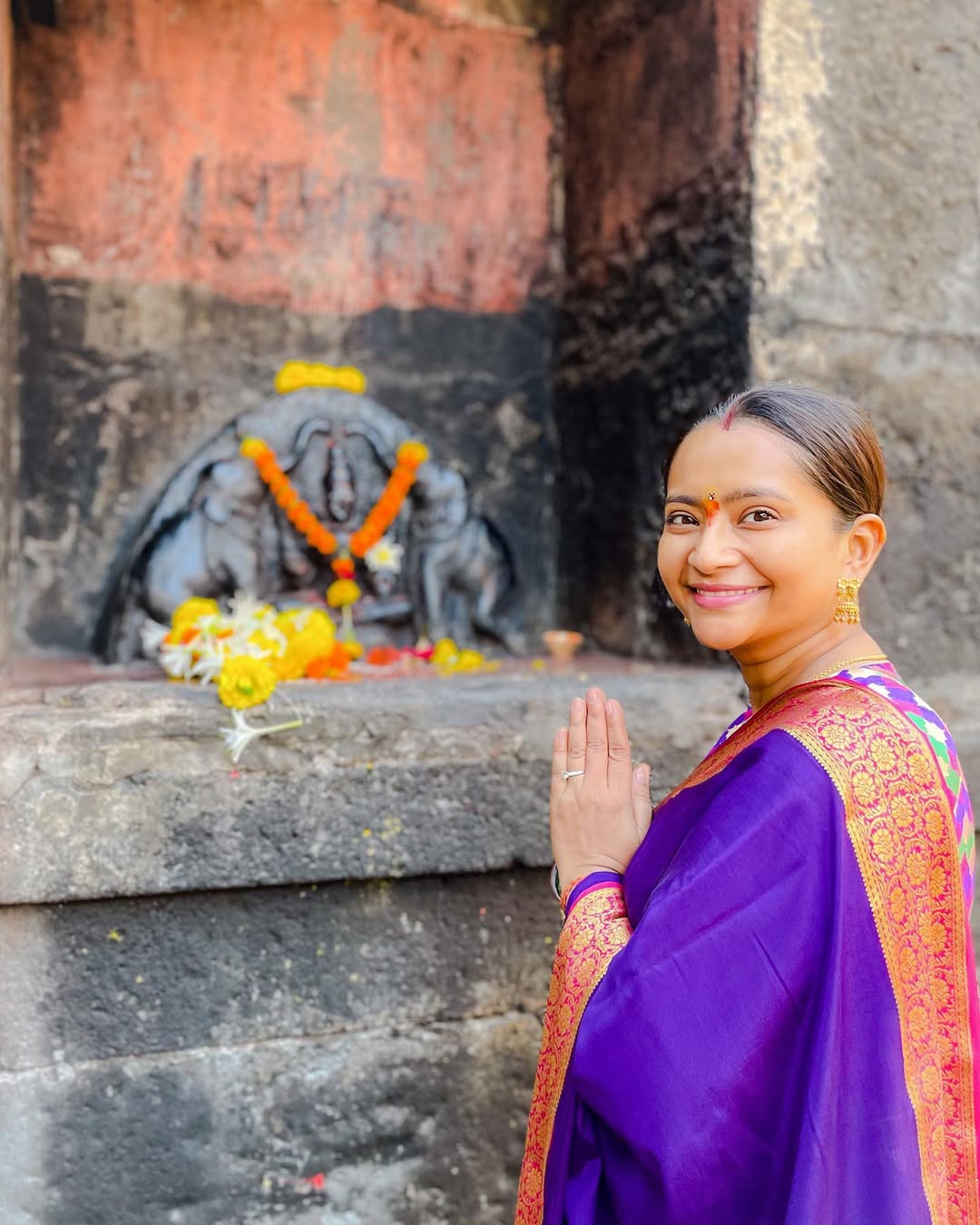 Who Is Shhyamali De Raj Nidimoru Ex Wife Hrc 97 - Latest Photos ...