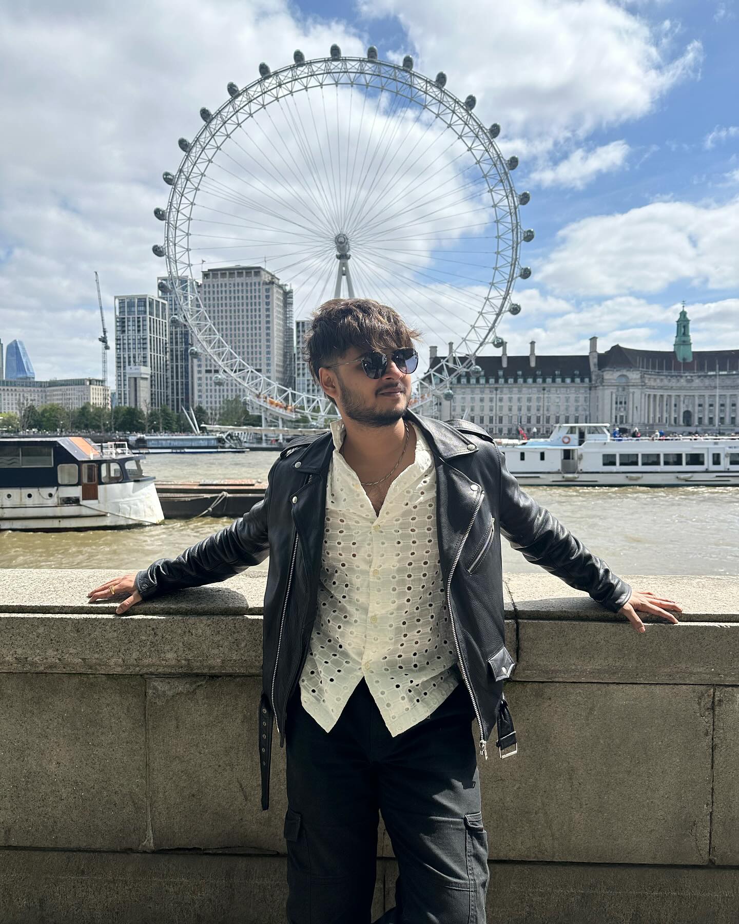 Actor Abhinay Berde Calls Writer Director Kshitij Patwardhan His Elder ...