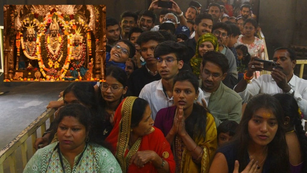 नववर्षाचा श्रीगणेशा देवदर्शनाने, काळाराम मंदिरासह त्र्यंबकेश्वर ...