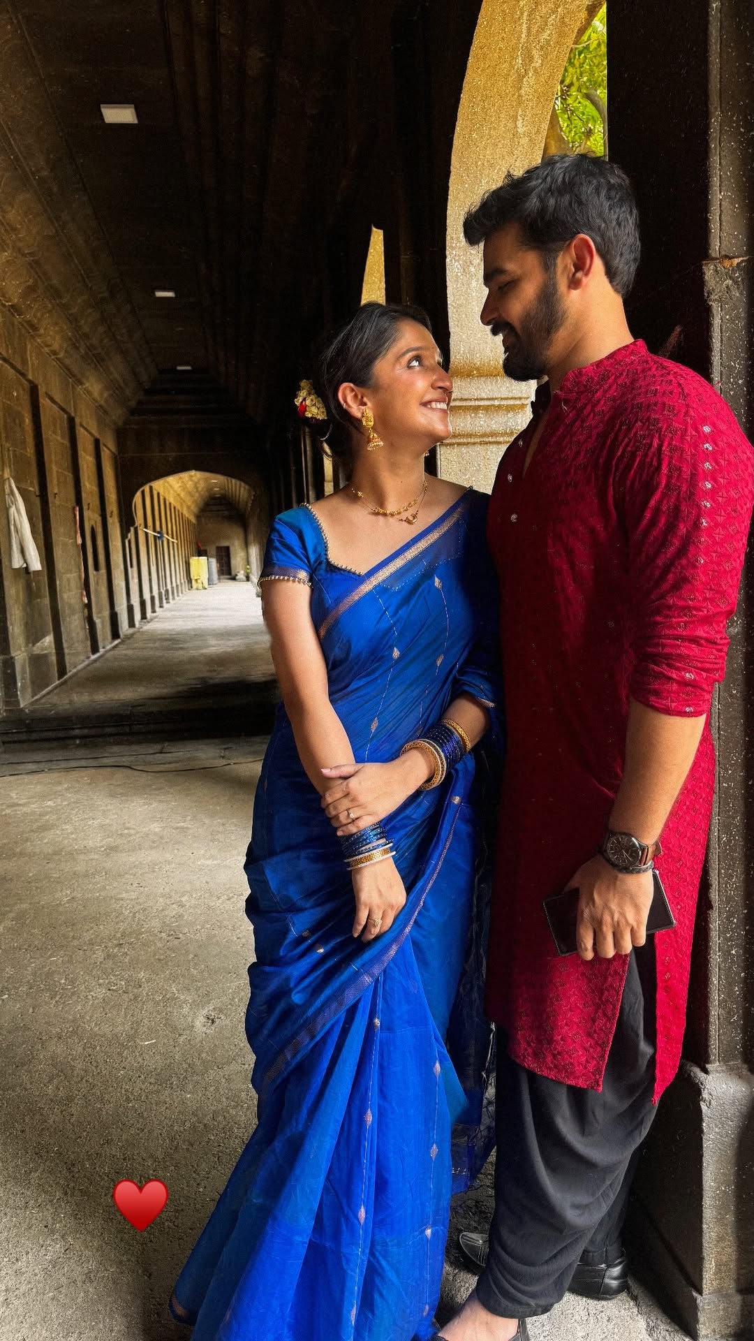 Tarini Tv Serial Fame Actress Shivani Sonar Blue Maheshwari Saree Look ...