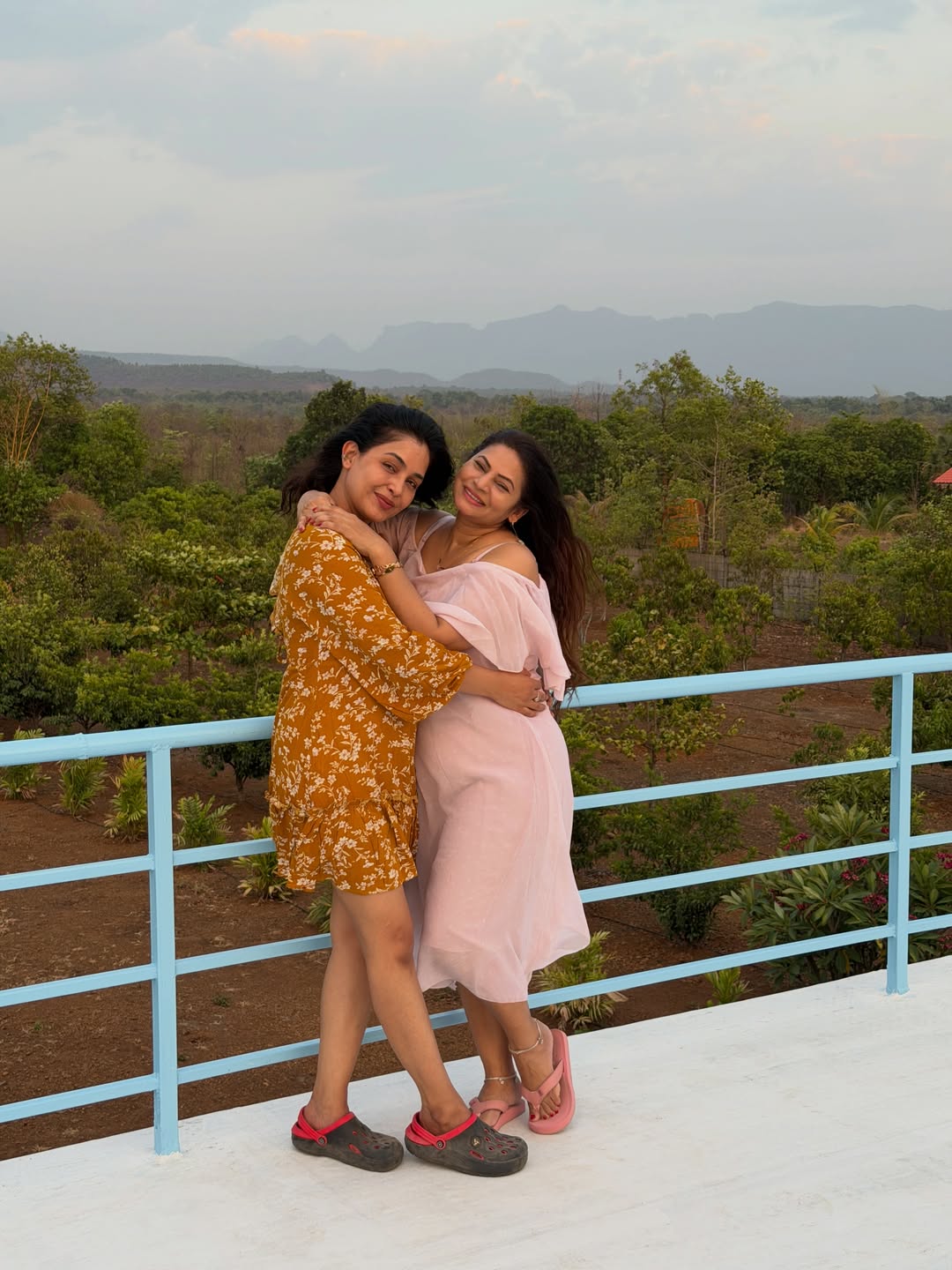 Marathi Celebrities Megha Dhade Shubhangi Atre New Photoshoot One Piece ...