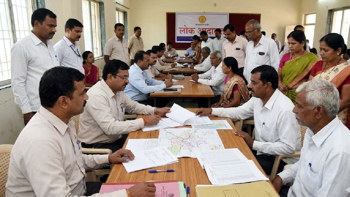 MSEDCL News: Mahavitran Kalyan Lok Adalat recovers 9.84 Crore ...