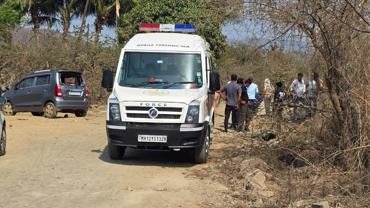 Virar Activist Murdered | विरारमध्ये दगडखाणीची तक्रार दिल्याने ...