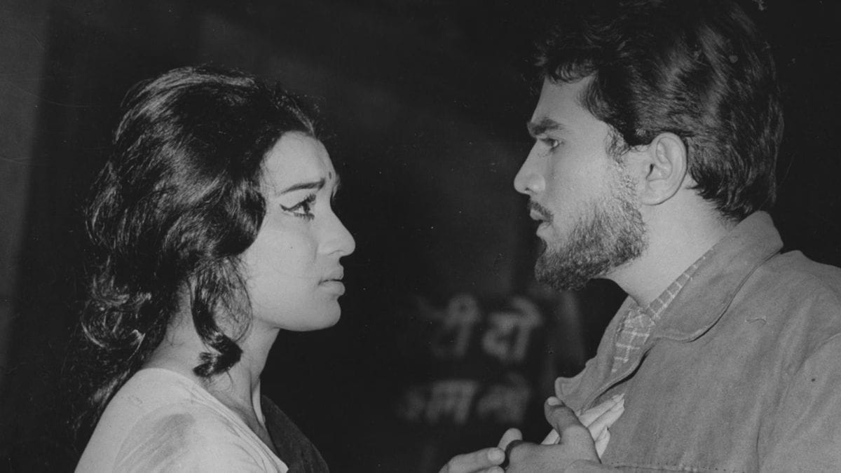 Rajesh Khanna: Asha Parekh on Rajesh Khanna: "मुली पांढऱ्या गाडीला किस ...